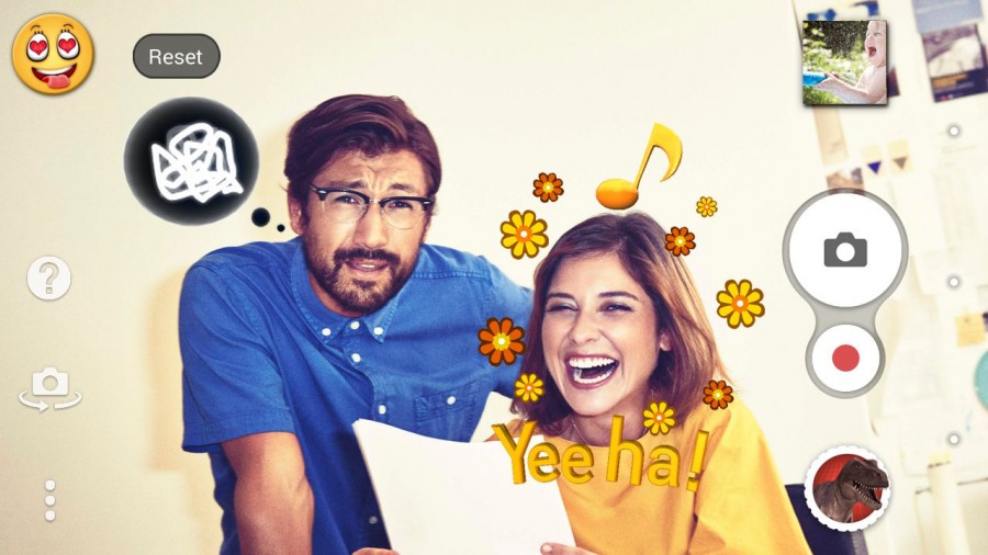 Smiley AR effect released by Sony | Xperia Blog